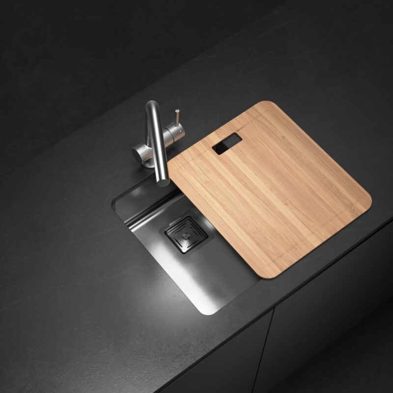 Quadra Q40 - Johnson Acero